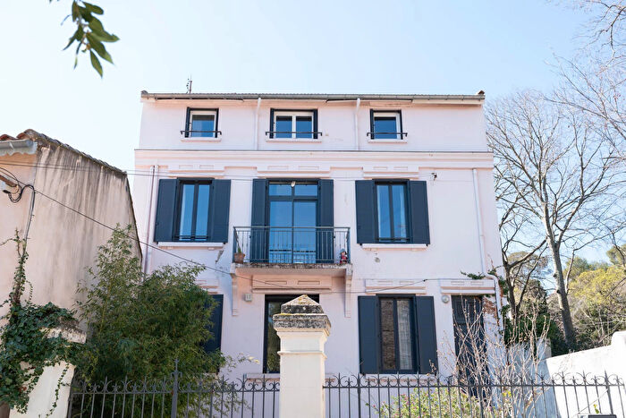 Maison à vendre - Nîmes, Gambetta - 8 pièces - 6 chambres