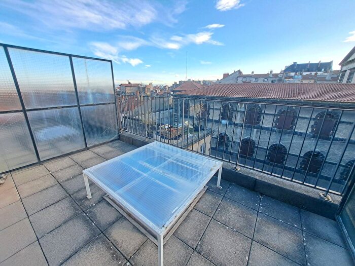 Appartement à louer - Ballainvilliers, Clermont-Ferrand - 1 pièce