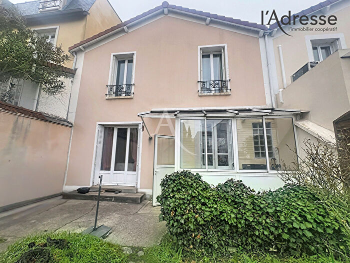 Maison à vendre - Suresnes, Centre-ville - 5 pièces - 3 chambres