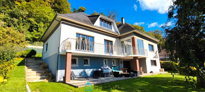 Maison 8 pièces à Pont-Audemer, à vendre