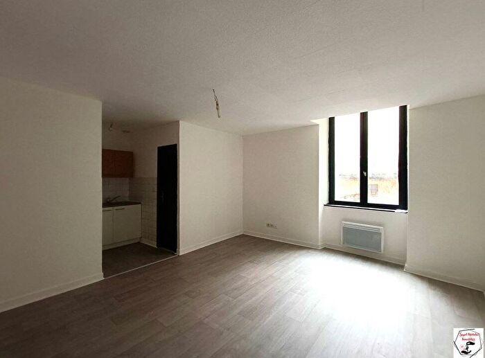 Appartement à louer - Tournon-sur-Rhône - 1 pièce