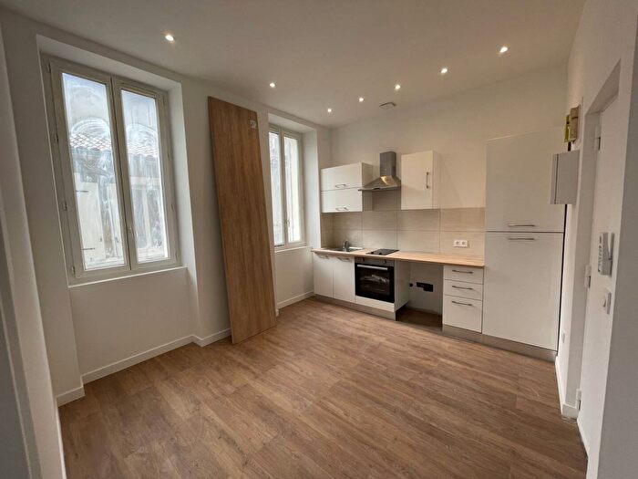 Appartement à louer - Marseille ème arrondissement - 2 pièces - 1 chambre