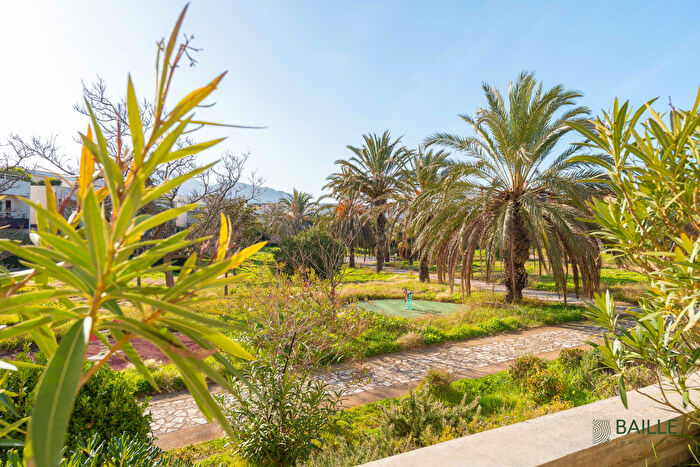 Appartement à vendre - Marseille e , Bonneveine - 4 pièces - 3 chambres