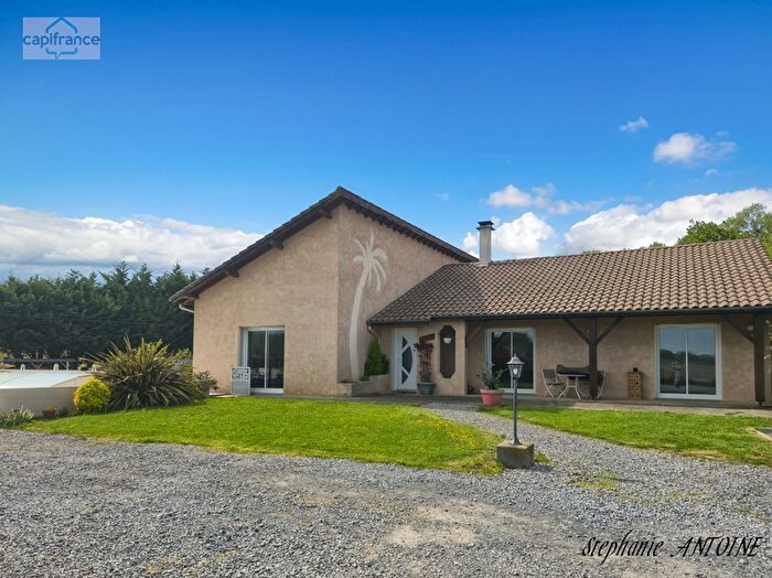 Maison à vendre - Mesplède - 5 pièces - 4 chambres