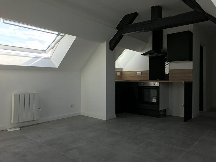 Appartement 1 pièce à louer - Saint Jean-Les Hayes Melines, Louviers