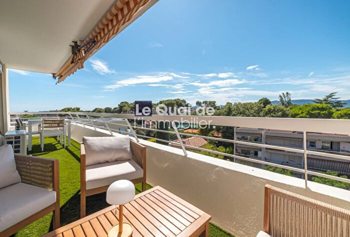 Appartement à vendre - Le Cannet, Rocheville, Colombier, Campelières - 4 pièces - 3 chambres