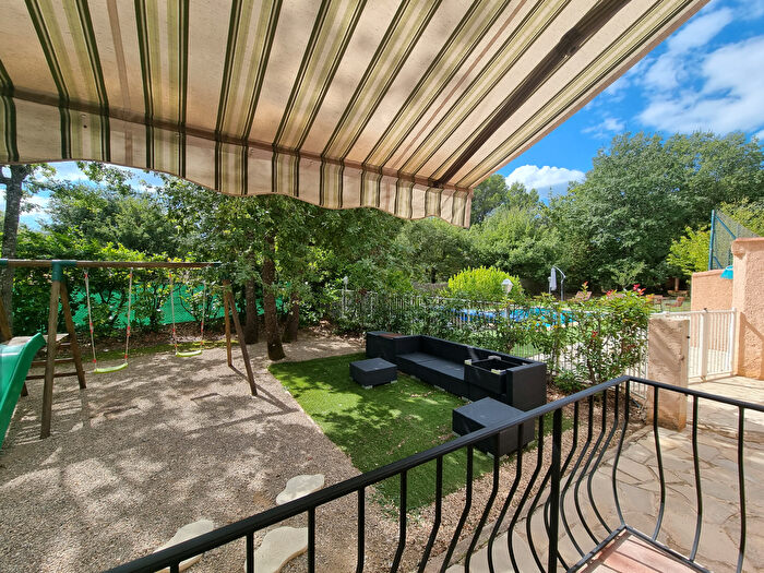 Maison 6 pièces à Régusse, à vendre