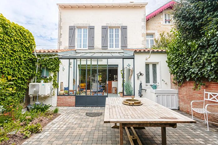 Maison à vendre - Saint-Trojan-les-Bains - 6 pièces - 4 chambres