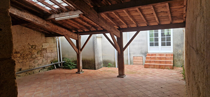 Maison à vendre - Macau - 5 pièces - 4 chambres