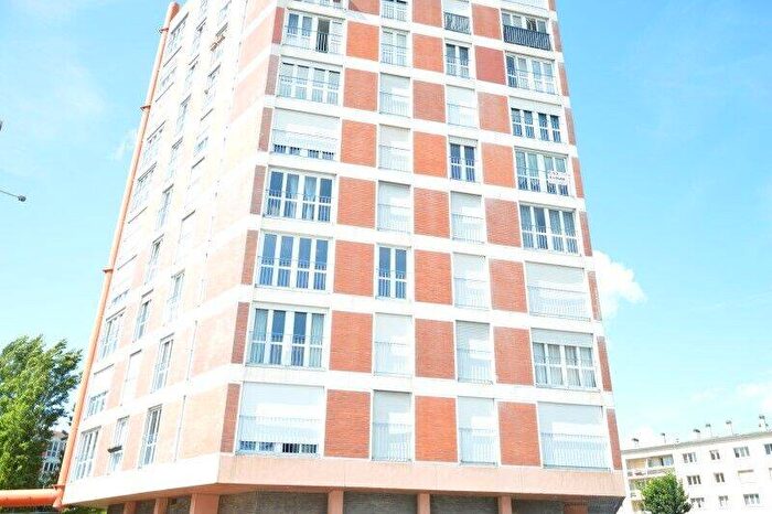 Appartement à louer - Croix Blanche Nord, Saint-André-les-Vergers - 2 pièces - 1 chambre