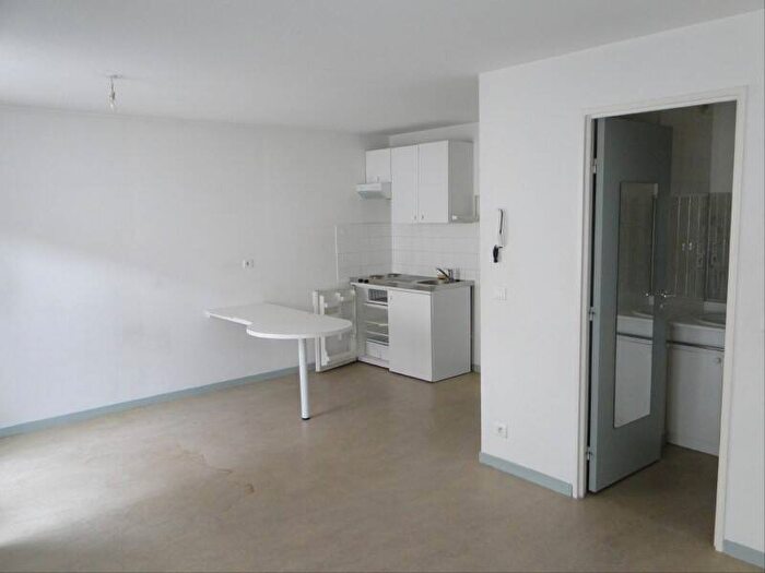 Appartement à louer - Ville Centre, Aubière - 1 pièce