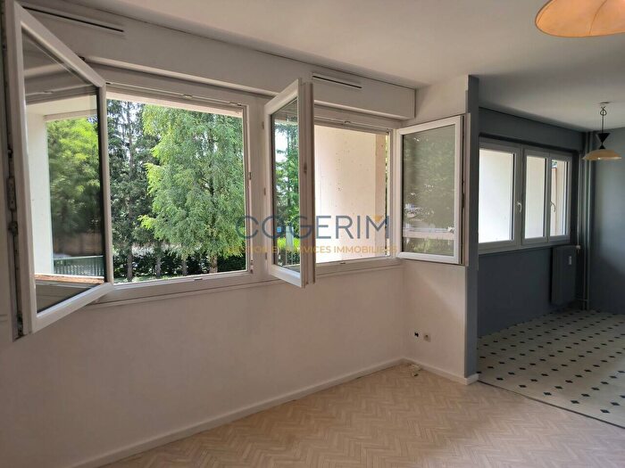 Belleroche, Villefranche-sur-Saône : Appartement 2 pièces à louer