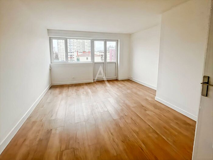 Appartement à louer - Cimetiere, Créteil - 2 pièces - 1 chambre