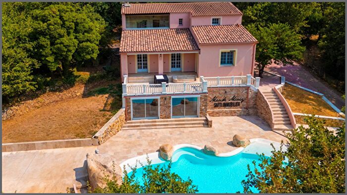 Maison à vendre - La Roquebrussanne - 6 pièces - 4 chambres