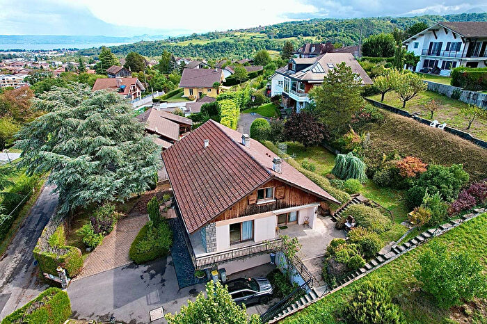 Maison à vendre - Thonon-les-Bains, Ouest - 8 pièces - 6 chambres