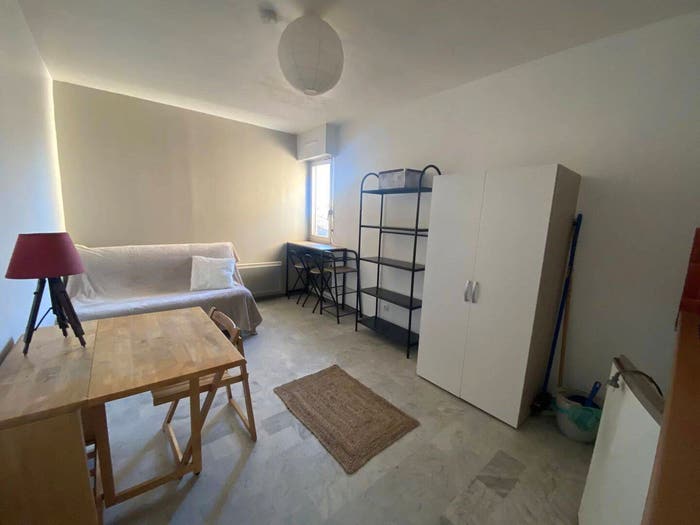 Appartement 1 pièce à louer à Arènes, Nîmes