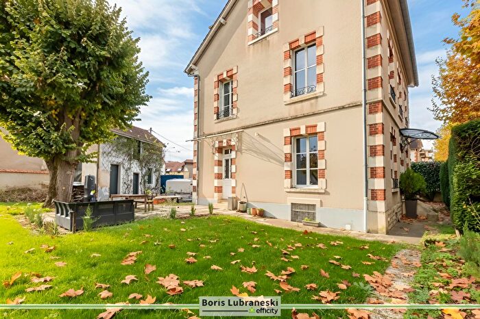 Maison à vendre - Auxerre, Les Boussicats - 7 pièces - 5 chambres