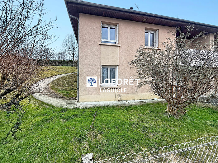 Maison à vendre - Mur-de-Barrez - 4 pièces - 3 chambres