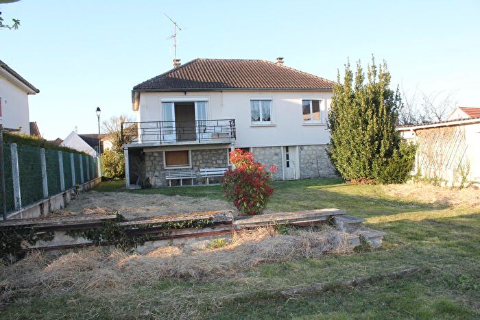Maison 4 pièces à Les Ageux, à vendre