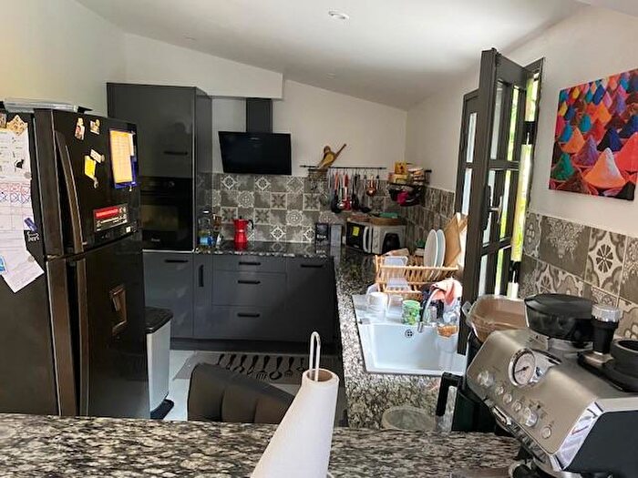 Saint-Pierre, Les Assises, Bois Noirs : Maison 4 pièces à vendre