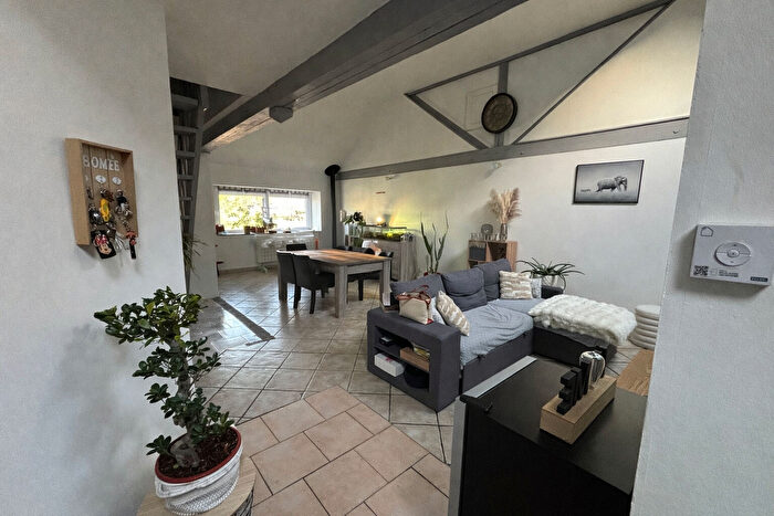 Appartement à louer - Baugé - 3 pièces - 2 chambres