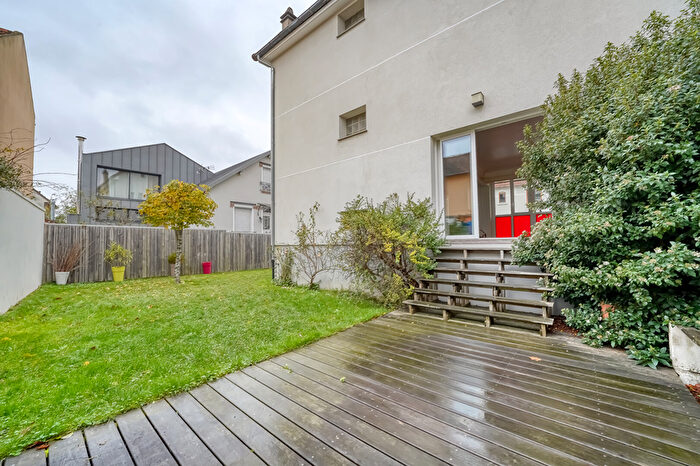 Maison à louer - Sèvres, Les Bruyères - 6 pièces - 5 chambres