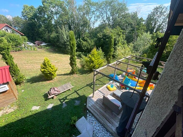 Maison à louer - Dingy-en-Vuache - 4 pièces - 3 chambres