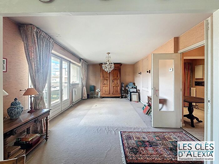 Appartement à vendre - Vienne, LIsle - 5 pièces - 4 chambres
