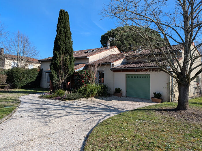 Maison à vendre - Villeneuve-Tolosane - 5 pièces - 3 chambres