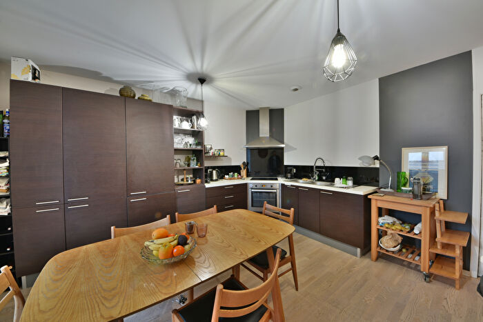 Appartement à vendre - Brive-la-Gaillarde, Centre-ville, Pont Cardinal, Champanatier - 6 pièces - 4 chambres