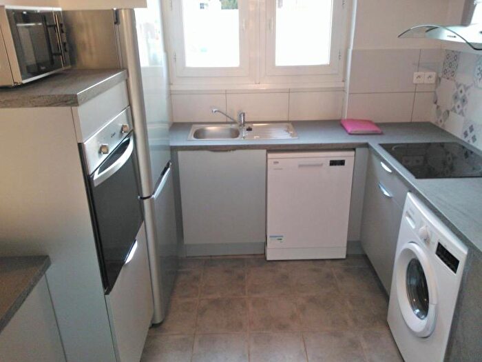 Appartement à louer - Saint-Étienne, Saint-Roch, Vivaraize, Valbenoite, Centre Deux - 2 pièces - 1 chambre