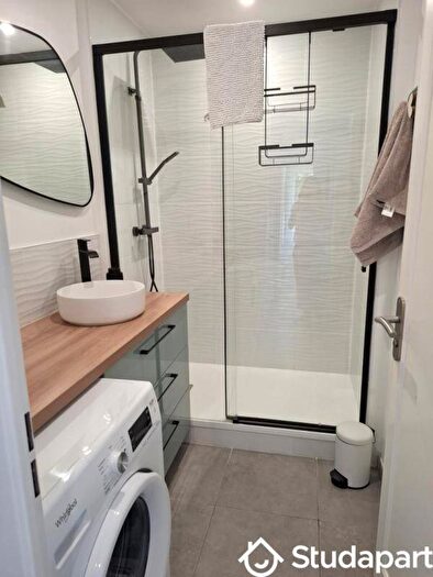 Appartement à louer - La Roseraie, Angers - 1 pièce - 4 chambres