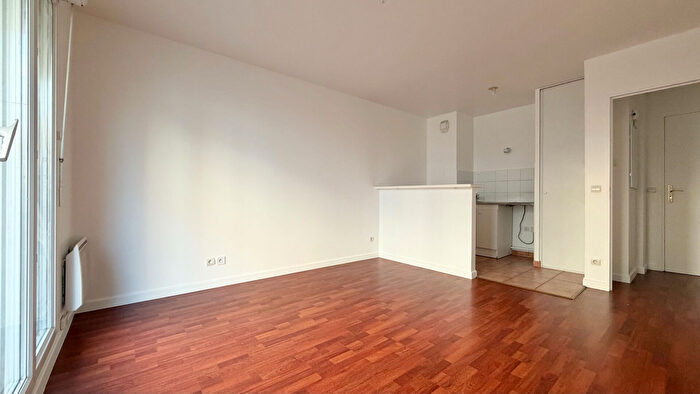 Appartement à vendre - Corbeil-Essonnes, Pressoir, Prompt - 2 pièces - 1 chambre