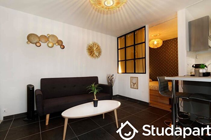 Maison à louer - Mosson, Montpellier - 1 pièce - 1 chambre