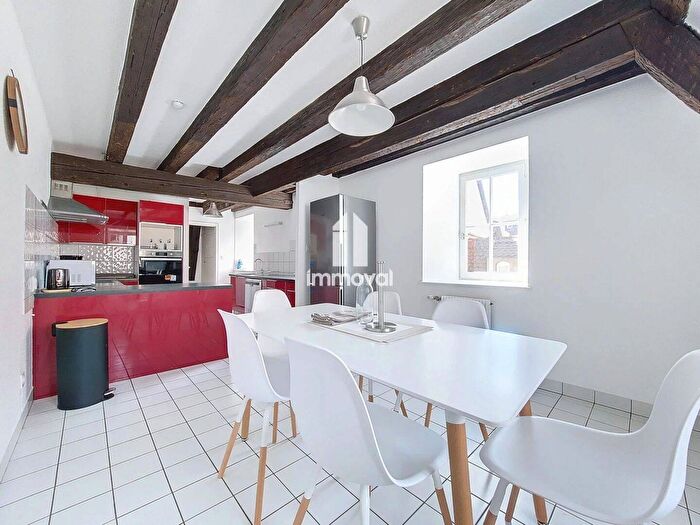 Maisons à vendre et appartements à louer - 3