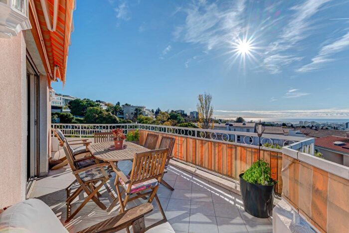 Appartement à vendre - Nice, Corniche Fleurie - 4 pièces - 3 chambres