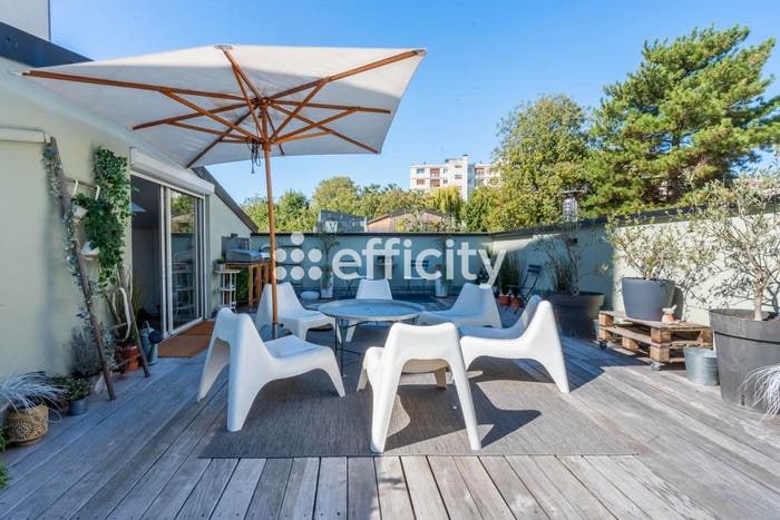 Maison 10 pièces à vendre à Montreuil, Signac, Mûrs à Pêches