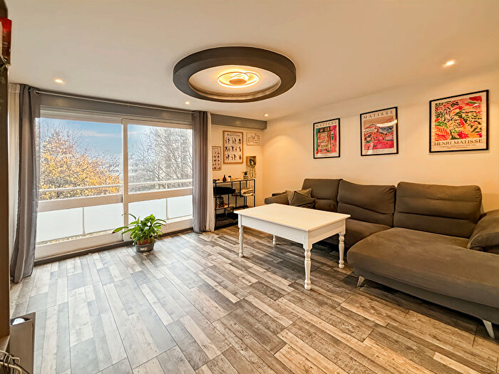 Appartement à vendre - Le Mée-sur-Seine, La Croix Blanche - 4 pièces - 2 chambres