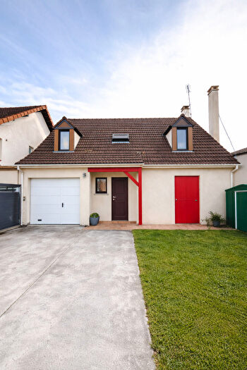 Maison à vendre - Bonneuil-en-France - 5 pièces - 4 chambres