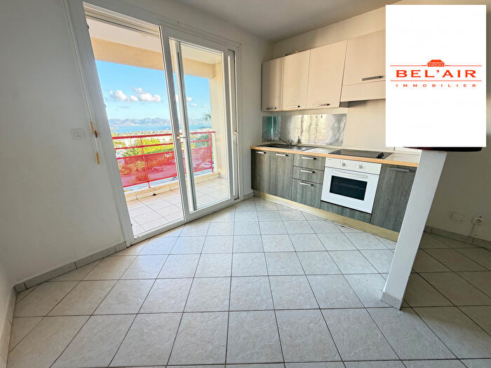 Le Lamentin : Appartement 2 pièces à vendre