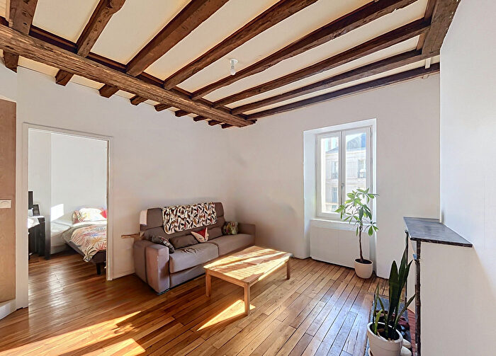 Orléans, Faubourg Saint-Jean - Appartement 2 pièces à vendre