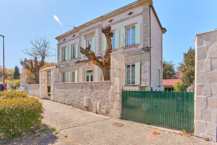 Maison à vendre - Miramont-de-Guyenne - 8 pièces - 5 chambres