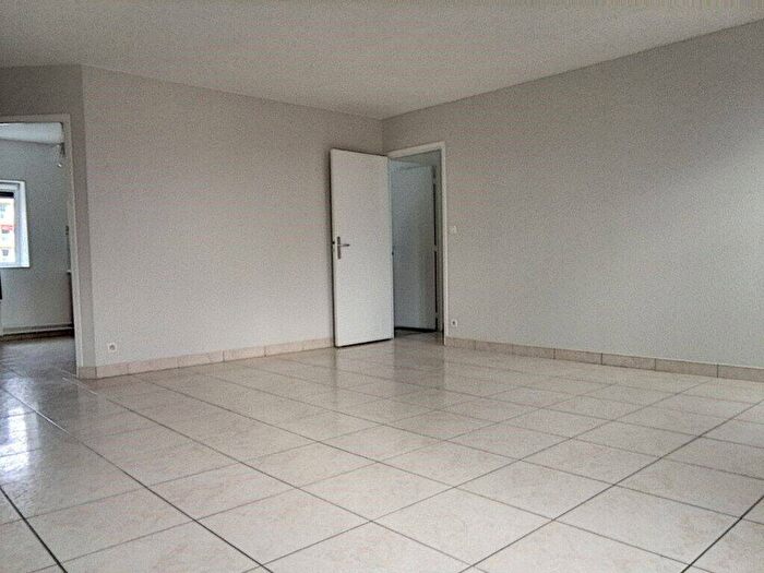 Appartement à louer - Hôpital-Chasse Royale-Le Pré, Le Mans - 4 pièces - 3 chambres