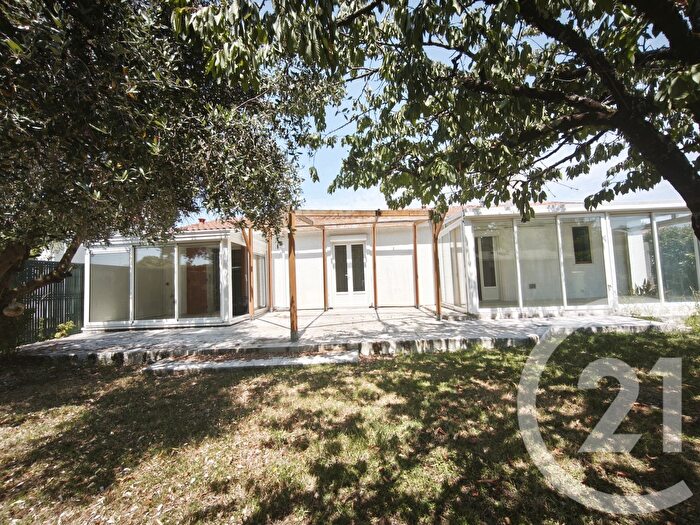 Maison 5 pièces à Semussac, à vendre