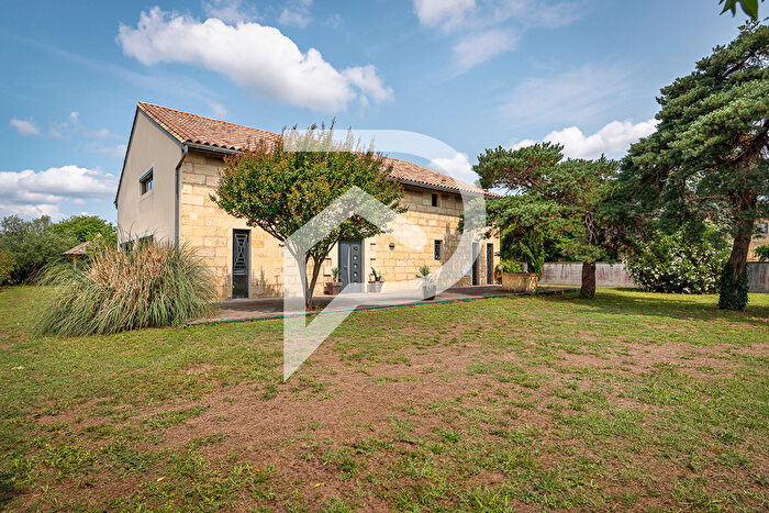 Maison à vendre - Lalande-de-Pomerol - 6 pièces - 4 chambres