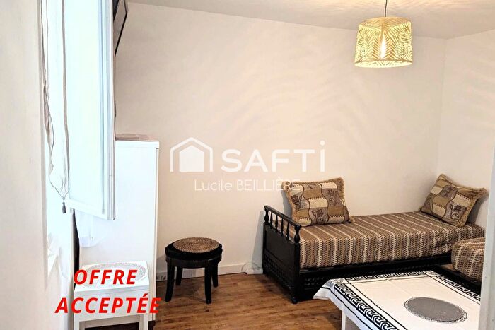 Appartement à vendre - Montfermeil, Les Oiseaux - 1 pièce