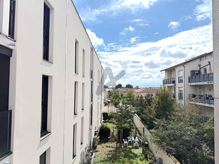 Appartement 2 pièces à Chassieu, à vendre