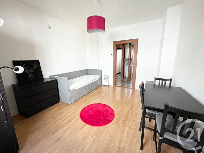 Appartement à louer - Strasbourg, Neudorf, Saint-Urbain, Landsberg - 1 pièce - 1 chambre