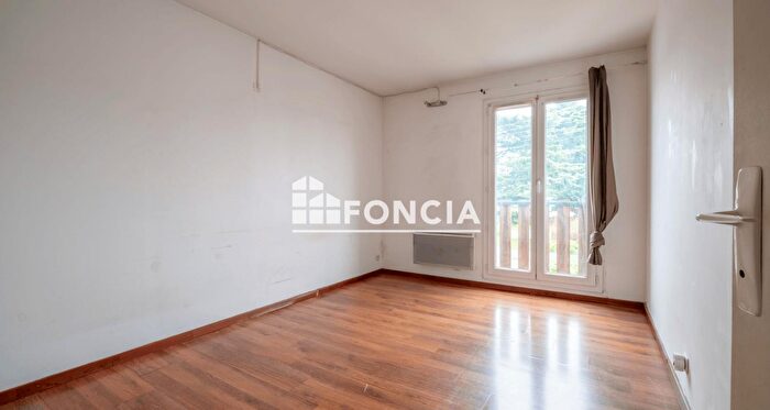 Appartement à vendre - Fleury-les-Aubrais, Clos de la Grande Salle, Villevaude, Vallée, Ormes du Mail - 3 pièces - 2 chambres