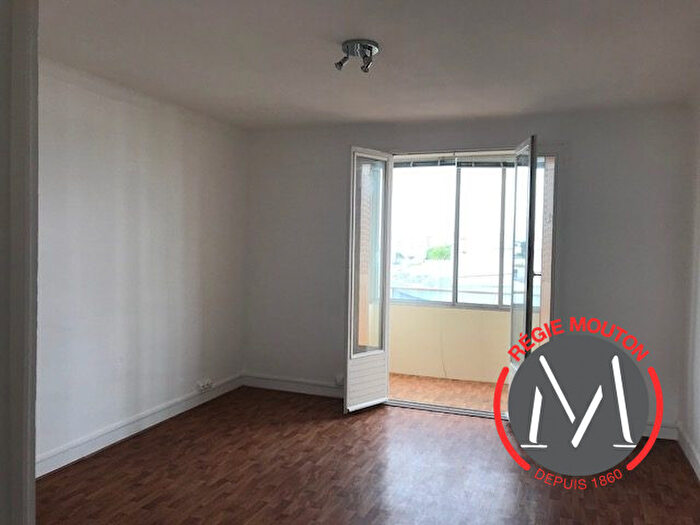 Appartement à louer - Lyon e , Bachut, Transvaal - 3 pièces - 2 chambres